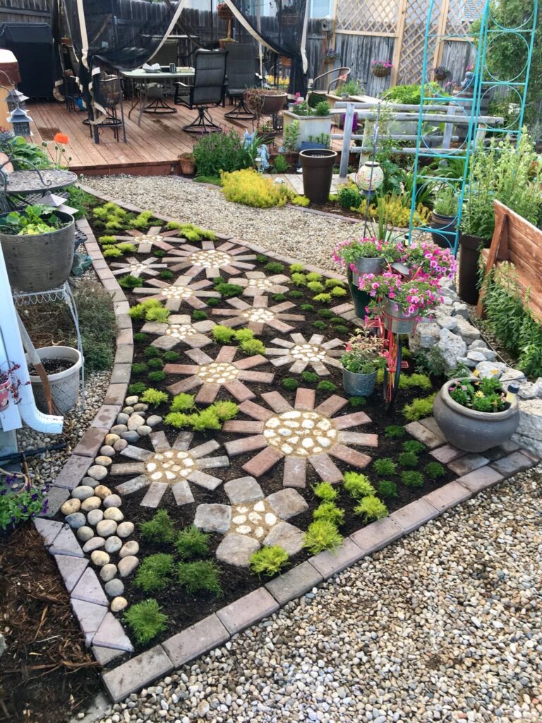 21 Stunning Small Garden Ideas to Inspire You – Garden Ideas